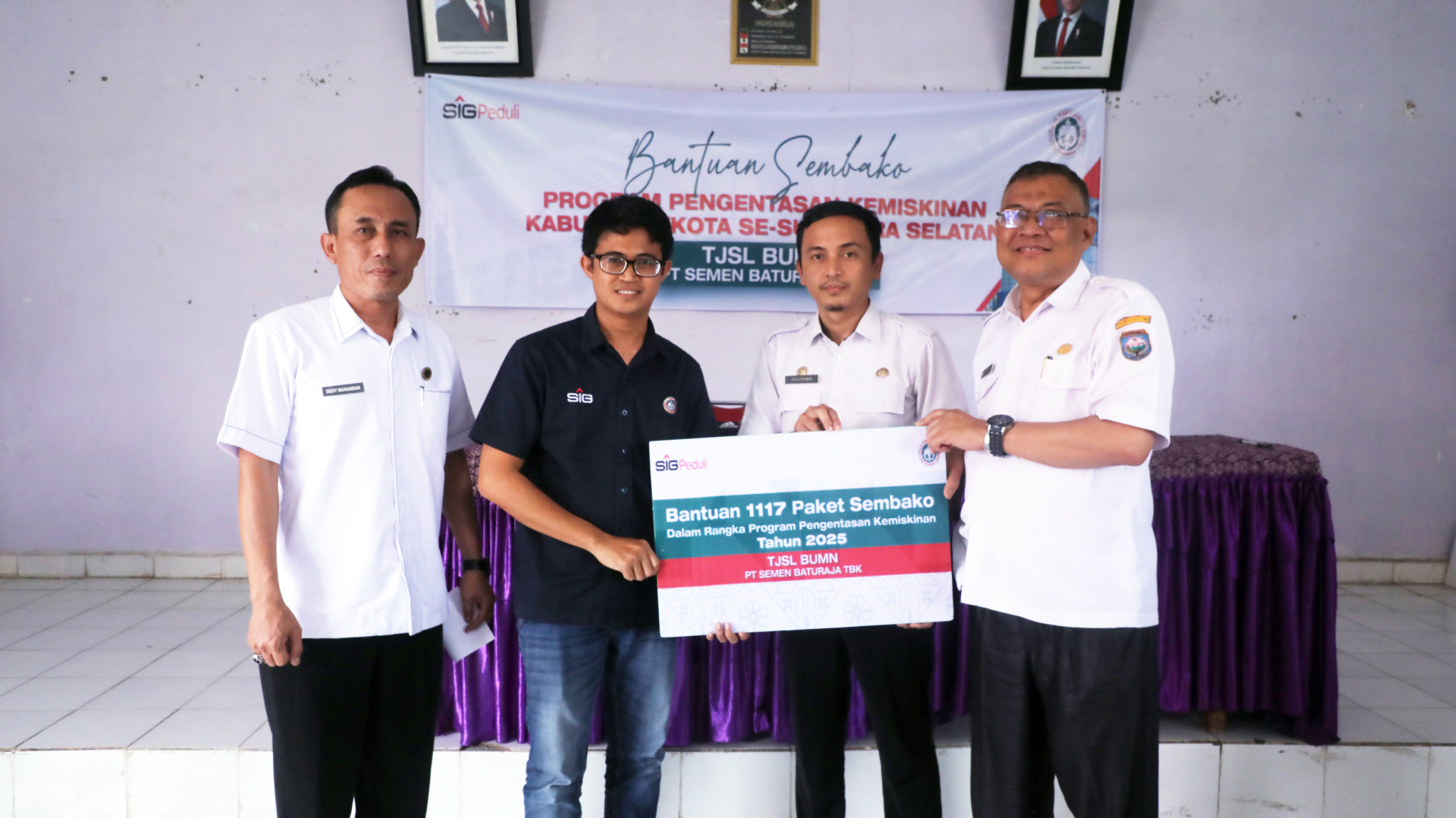 Semen Baturaja Distributes 1,117 Basic Food Packages to the People of ...